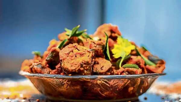 What Makes Veg Maharashtrian Soup Kalhan A Monsoon Favourite