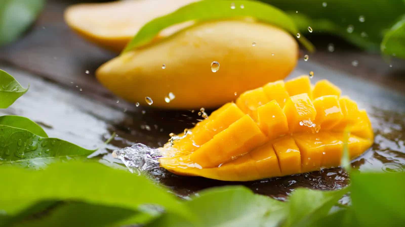 Love mangoes, but they cause pimples on your face? Here’s how to enjoy them
