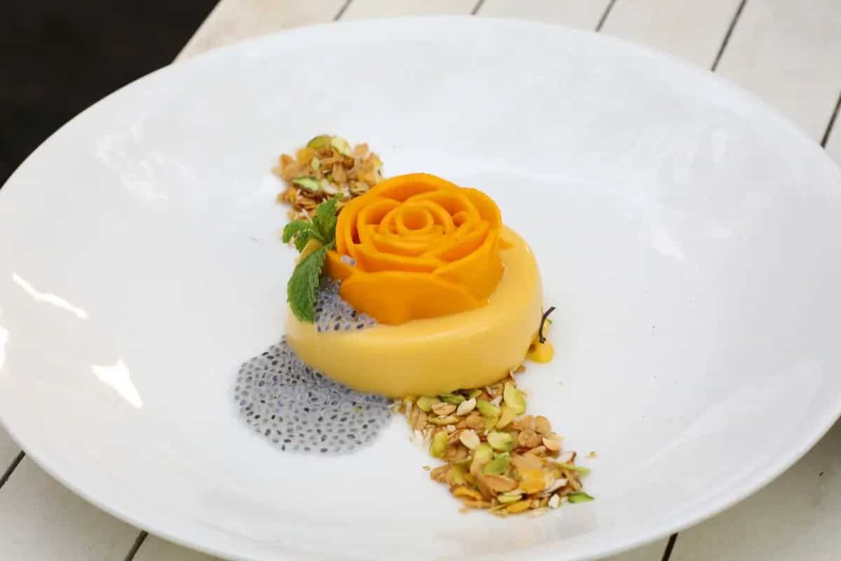 Indulge Into Some Cauliflower Rice Nasi Goreng Or Vegan Mango Pancotta ...