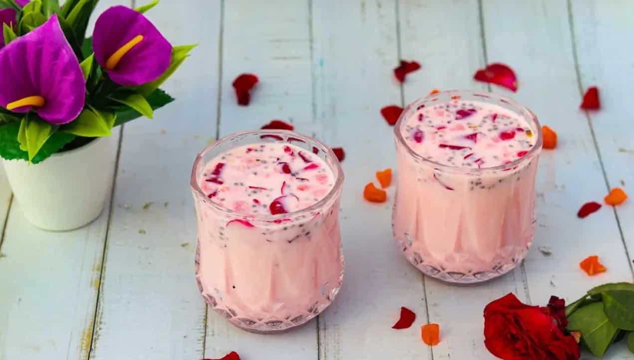 Delhi Couple Serves Rose Sharbat To Passersby Amid Heatwave, What Makes ...