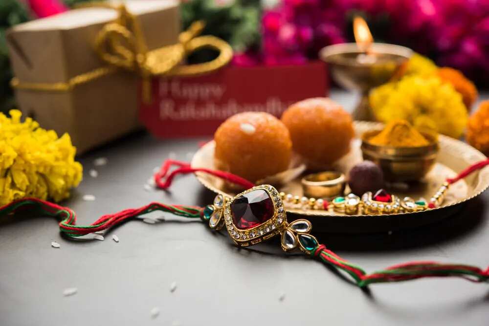 Raksha Bandhan Importance Of Sweets On Rakhi Raksha Bandhan Importance Of Sweets On Rakhi