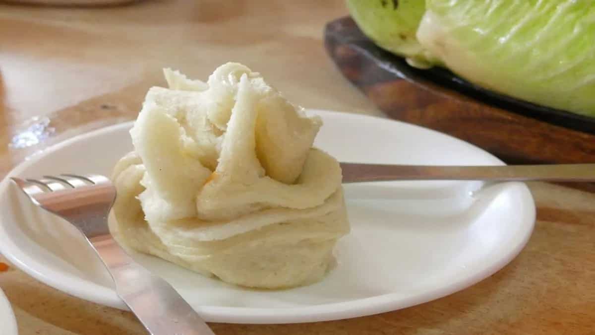 Tingmo: Fluffy Momo-Looking Tibetan Steamed Bread