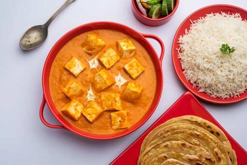 Dhaba Style Matar Paneer Make This Delicious Dish At Home