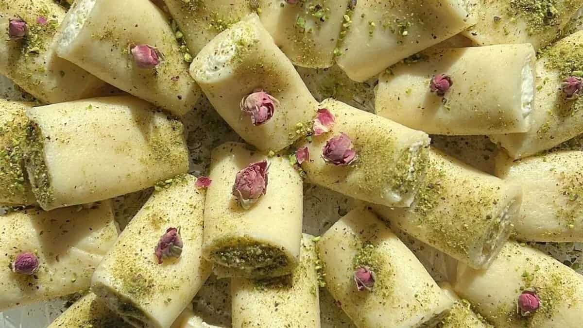 Halawet El Jibn- Satisfyingly Creamy And Delicate Dessert