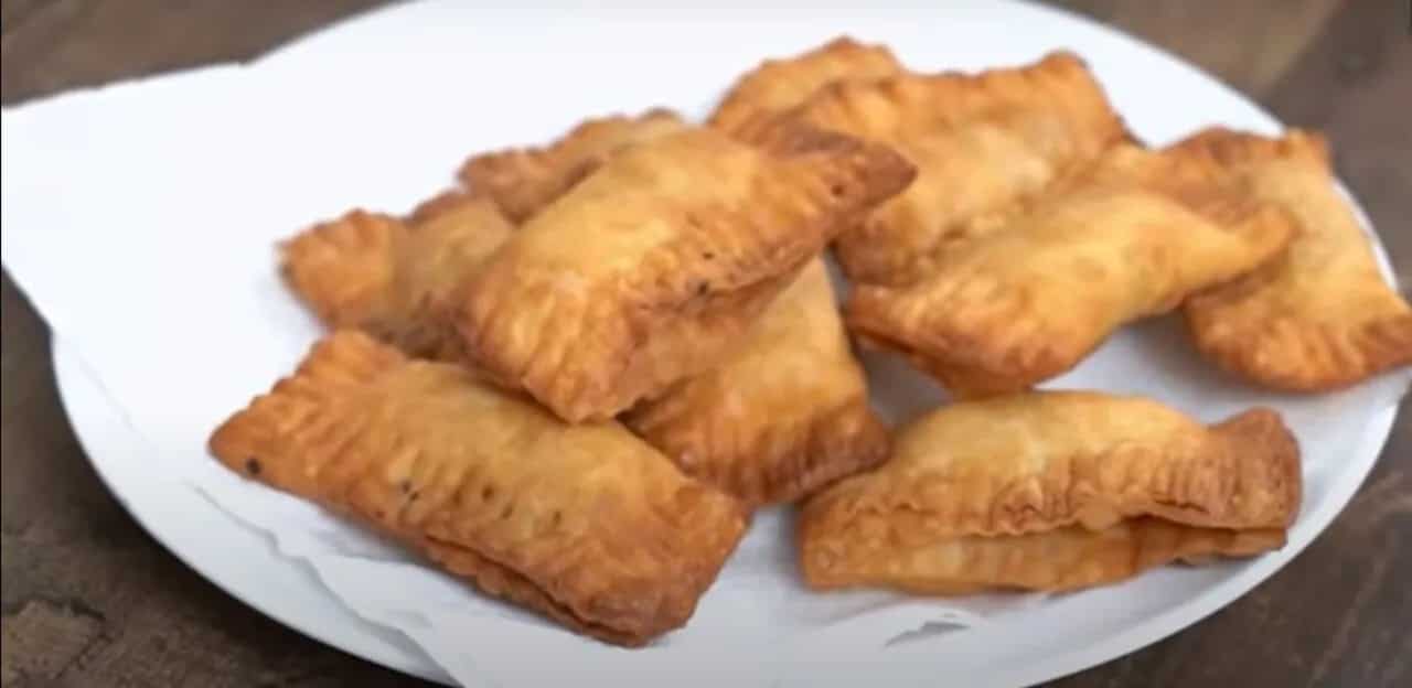 Hyderabadi Kheema Lukhmi: Taste Of Minced Meat In Crispy Layers