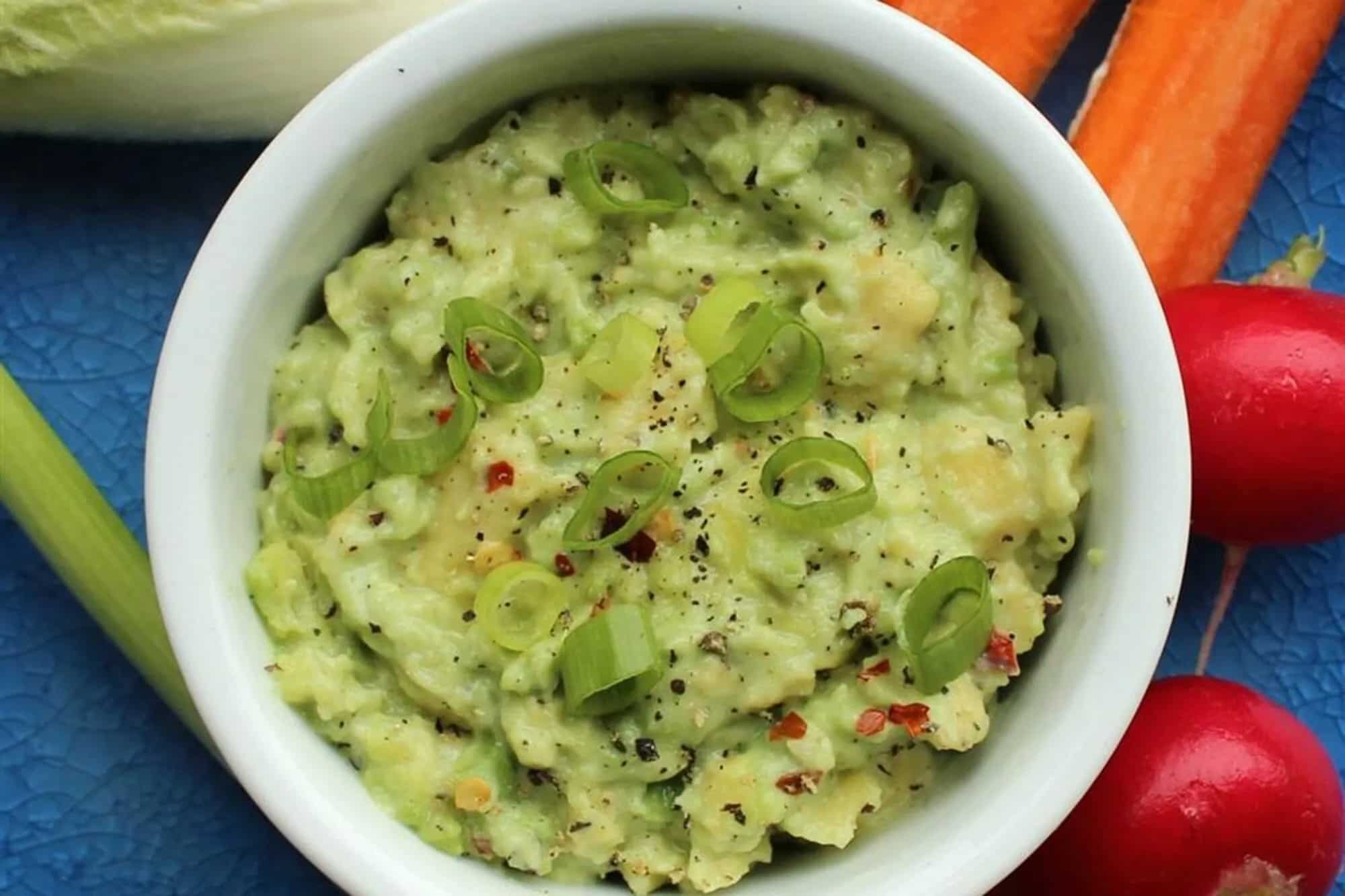 Delicious Dips: Delve Into A Tangy Flavour With Your Favourite Bites