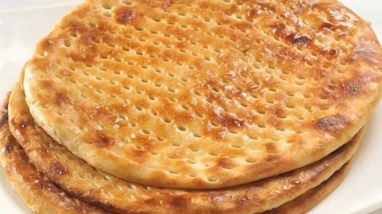 Sheermal: The Story Of The Saffron-Scented Bread