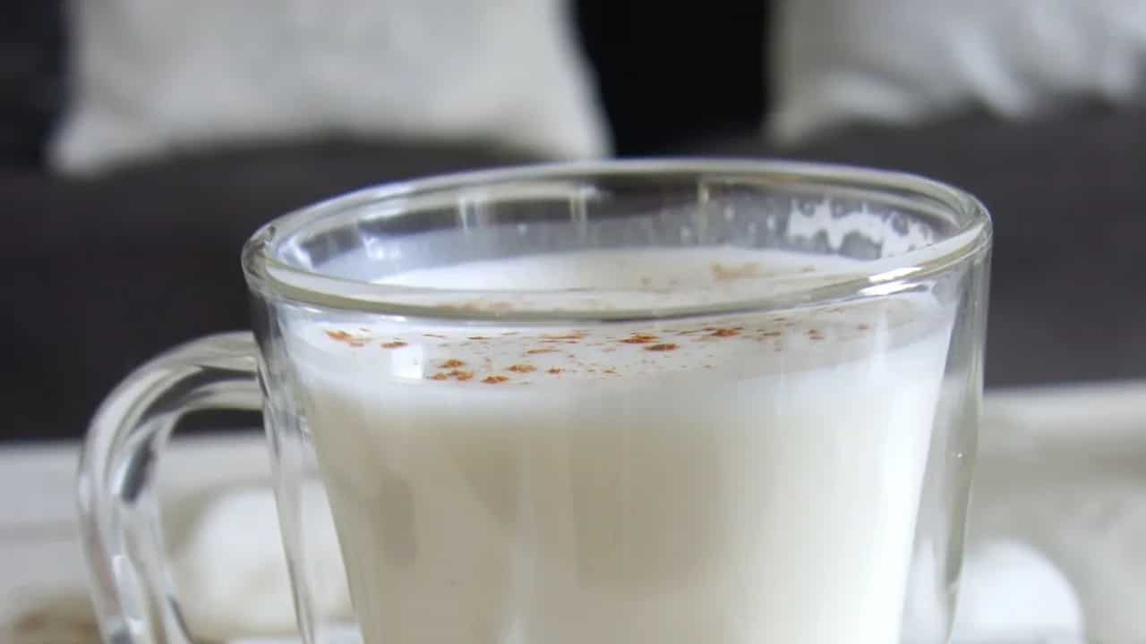 Moose Milk: A Fabulous Canadian Cocktail To Beat The Winter Chill