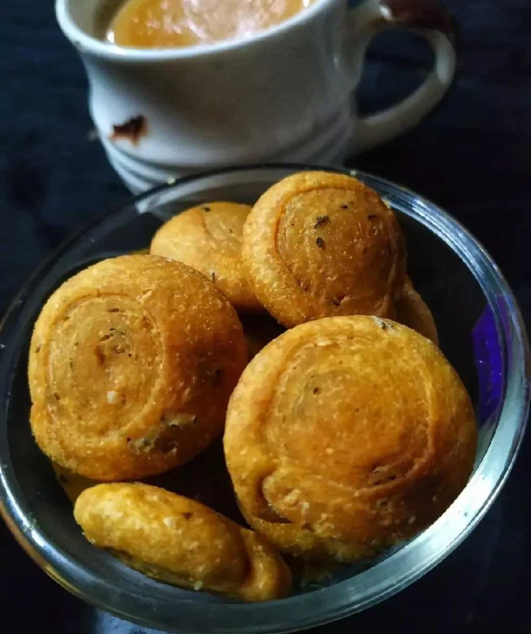 How to make Masala Mathri Recipe