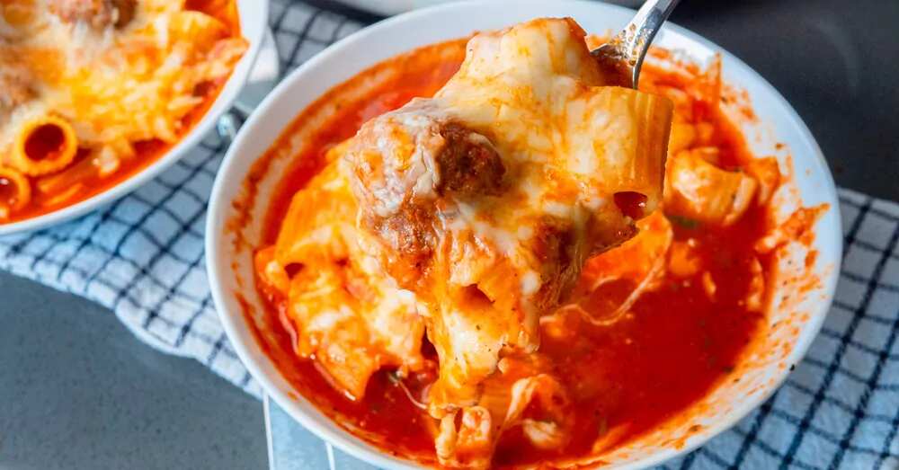How to make Rigatoni Meatball Soup Recipe