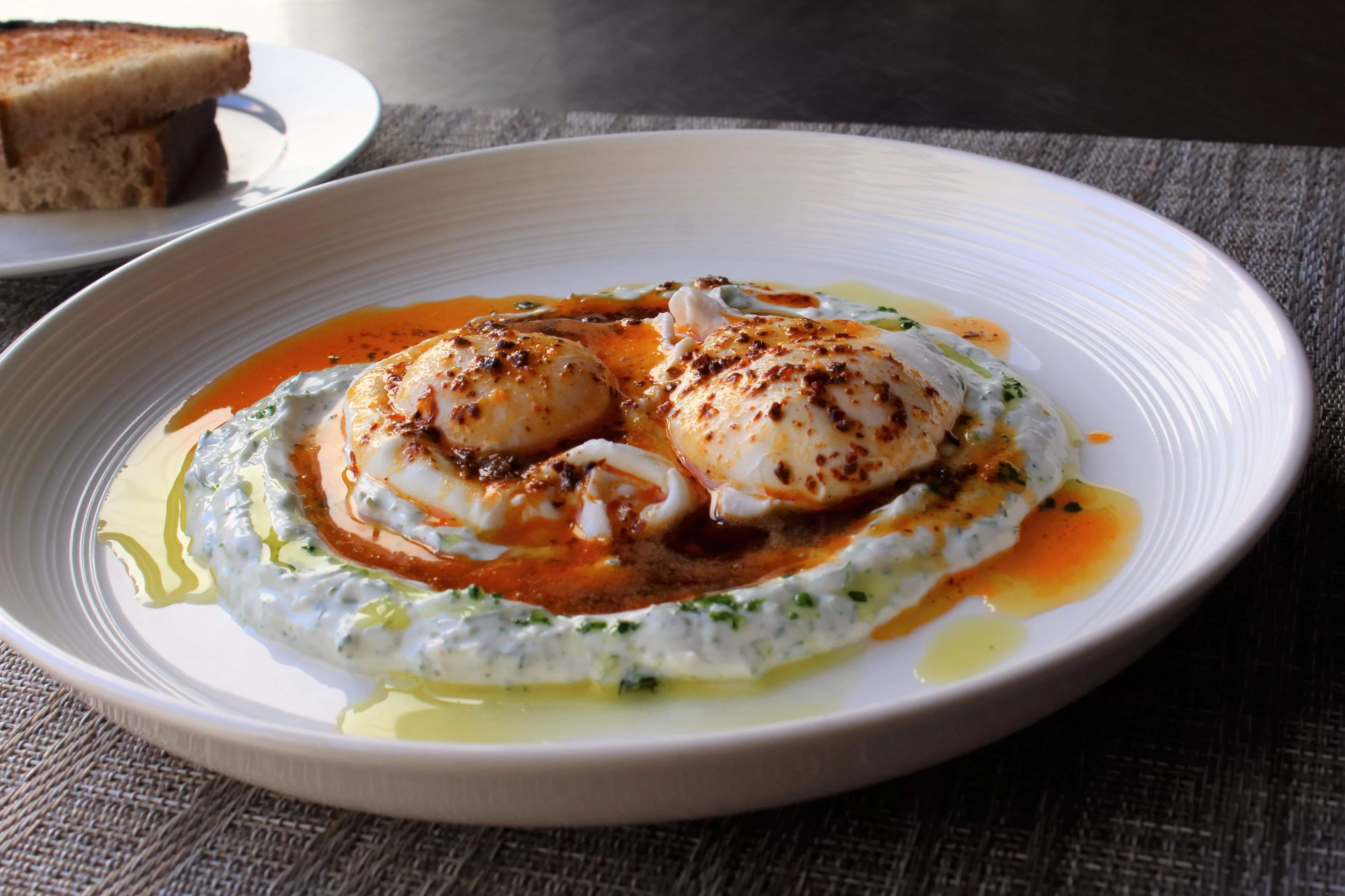 How to make Turkish Eggs (cilbir) Recipe