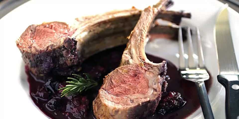 How to make Rack Of Lamb With Blueberry Sauce Recipe