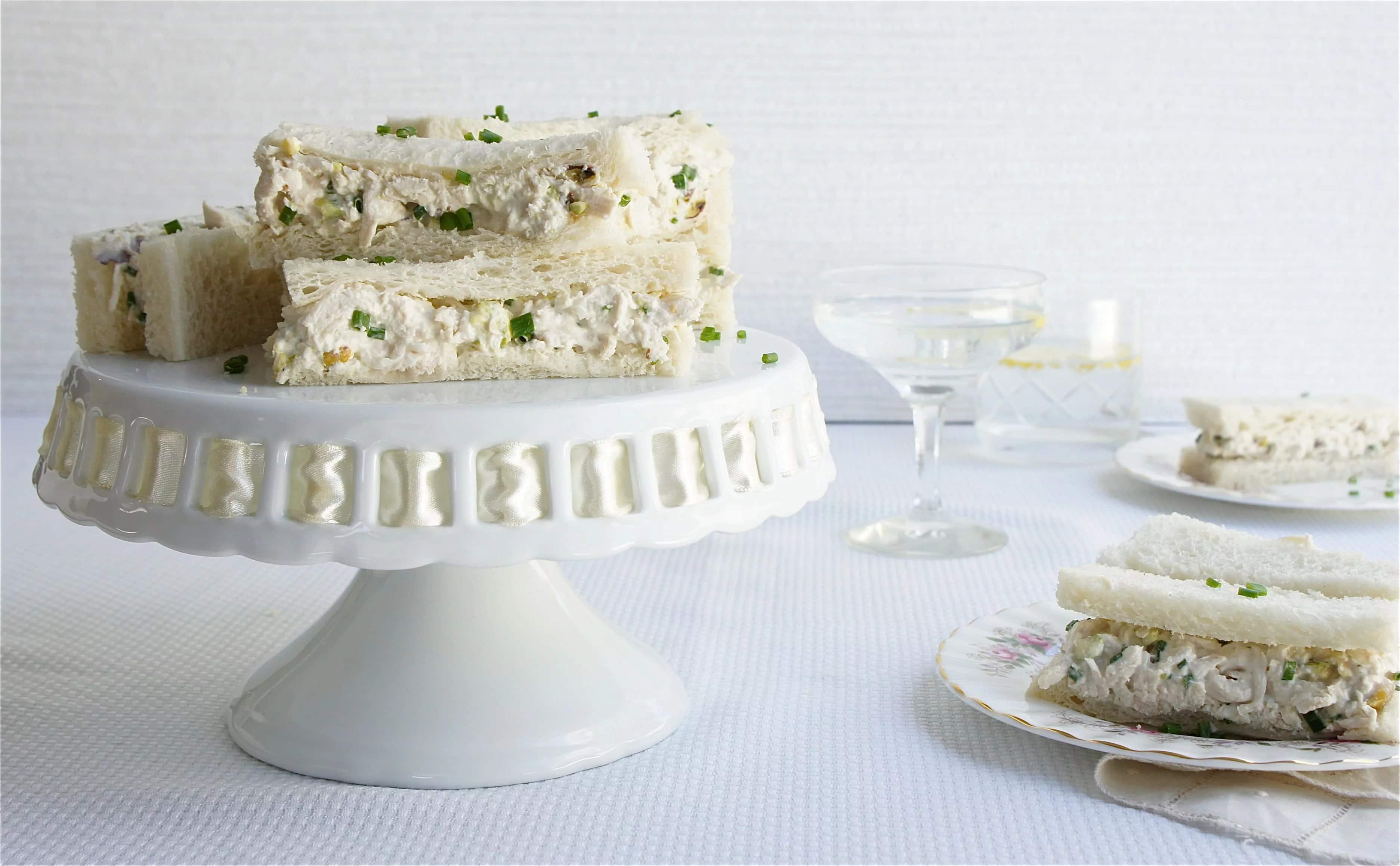 How to make Chicken Pistachio And Mayonnaise Sandwiches Recipe