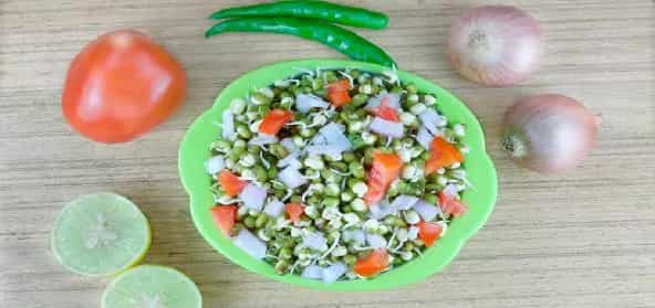 How to make Crunchy Sprout Salad Recipe