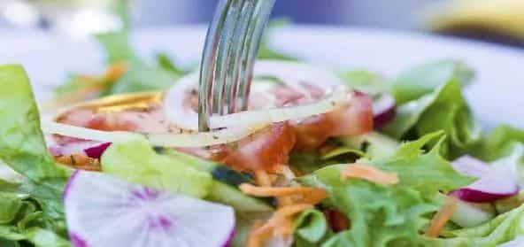 How to make Red Radish And Spinach Stir-fry Recipe