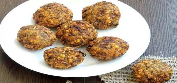 How to make Sprouted Moong Dal Masal Vada Recipe