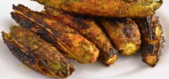 How to make Tinda Gherkin Curry Recipe