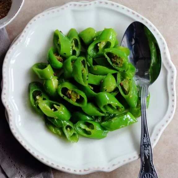 How to make Achari Mirch Recipe