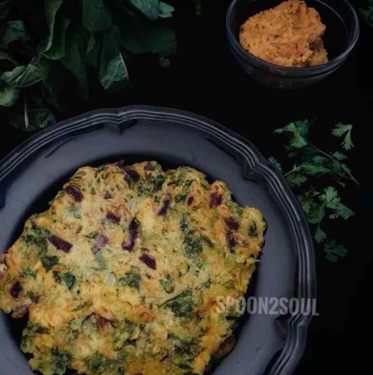 How to make Akki Roti With Mysore Chutney Recipe