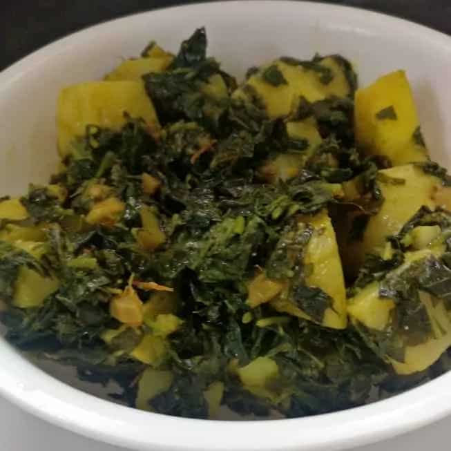 How to make Amaranth Leaves Bhurjee With Aloo Recipe
