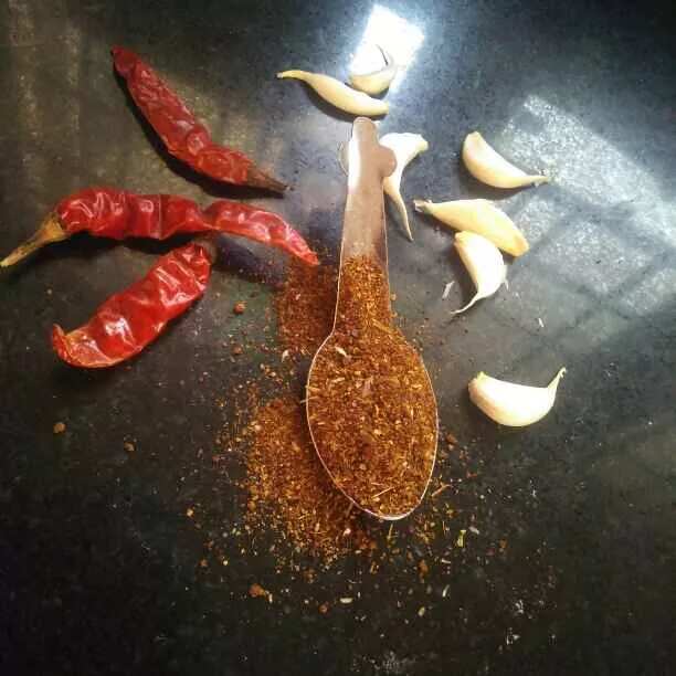 How to make Andhra Garlic Podi Recipe