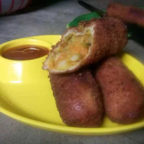 How to make Bakery Style Veg Roll Recipe