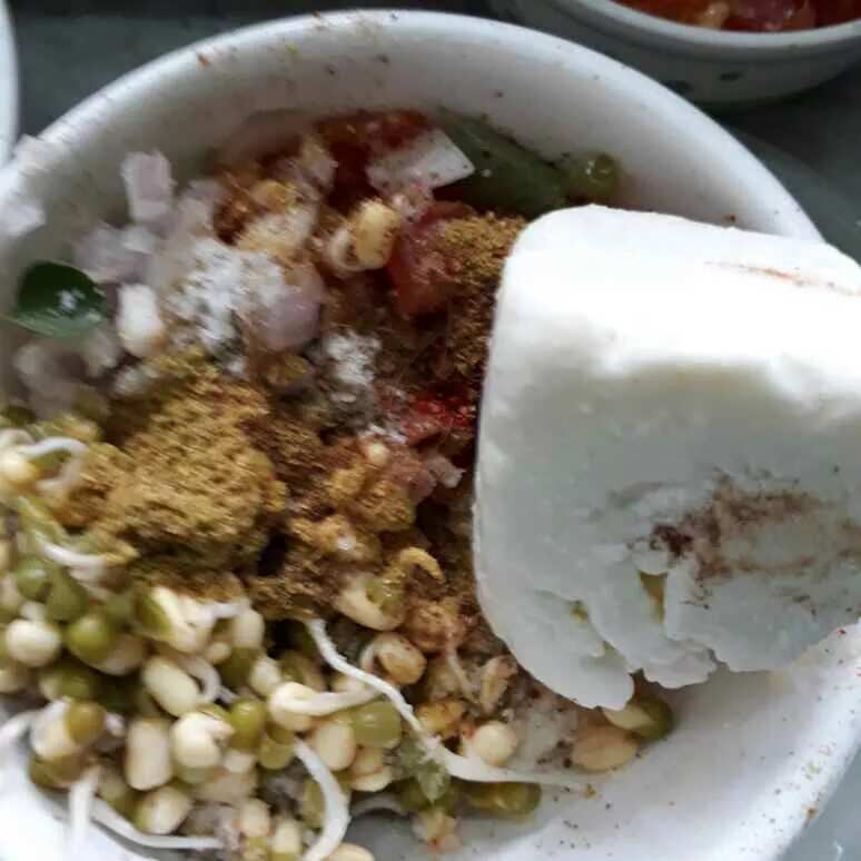 How to make Bellpepper Paneer & Sprouts Delight Recipe