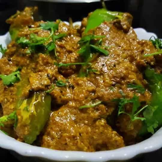 How to make Bharwan Hari Mirch Ka Salan Recipe