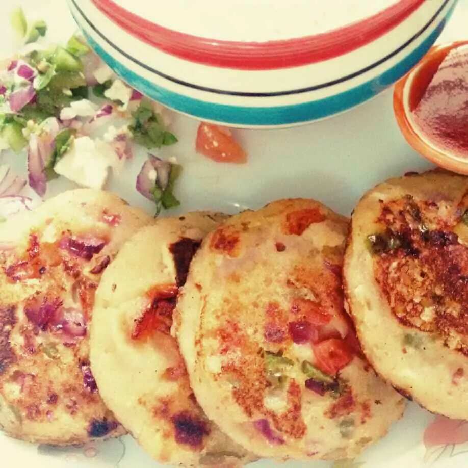 How to make Bread Poha Uttapam Recipe