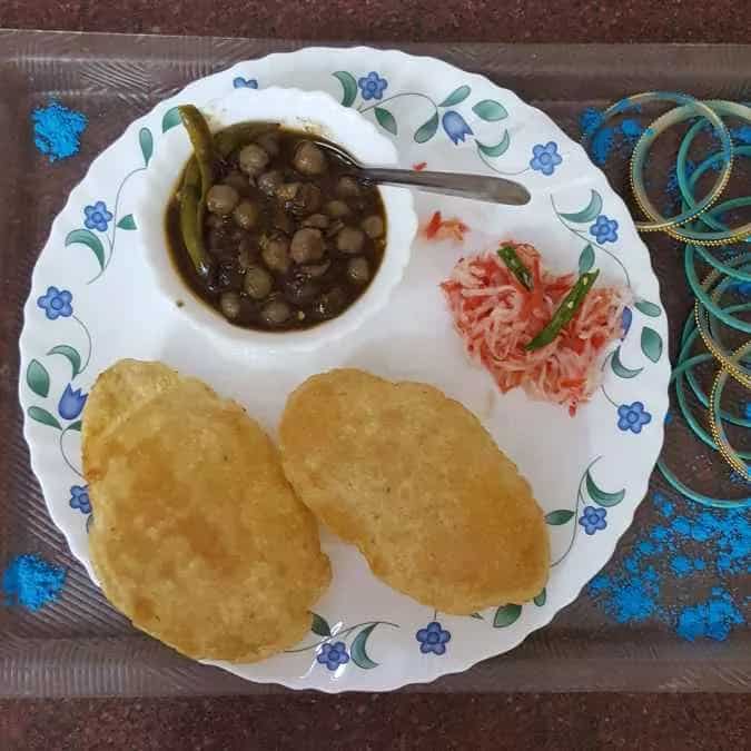 How to make Chana Bhatura Recipe