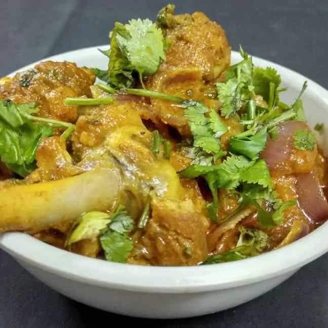 How to make Chicken Do Pyaza Recipe