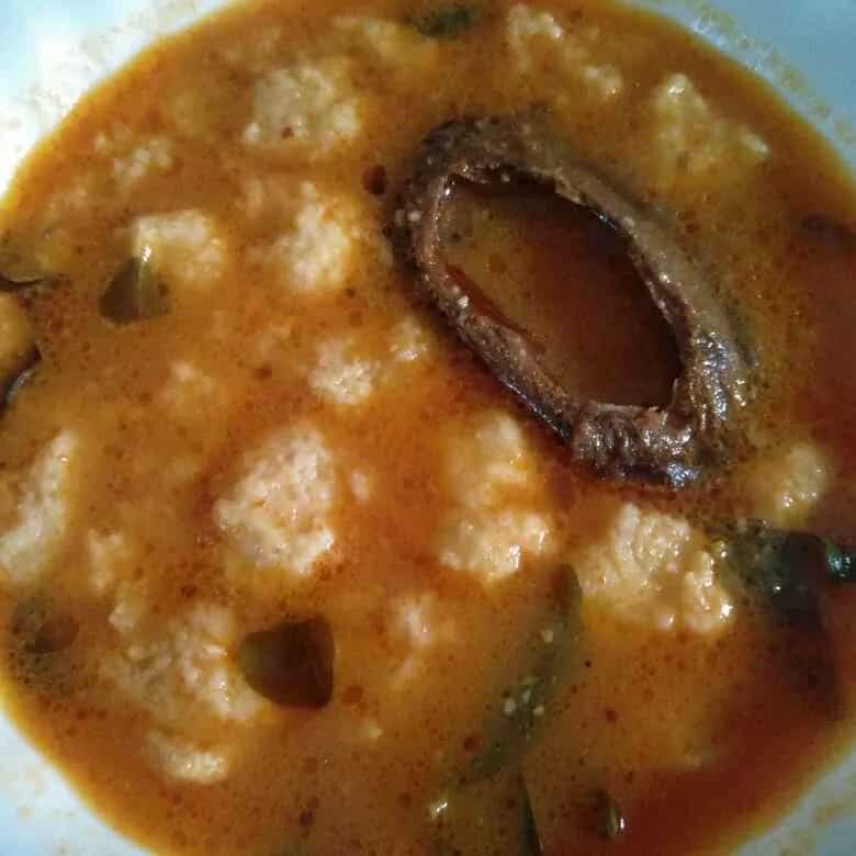How to make Chitti Burilu Besari/urad Vadi Curry Recipe