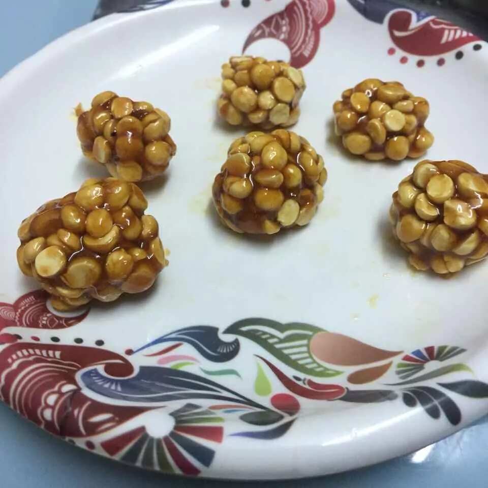How to make Dalia Ladoo Recipe