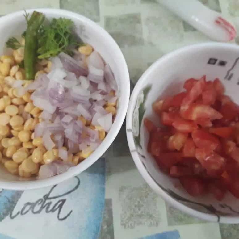 How to make Healthy Gram Chaat Recipe