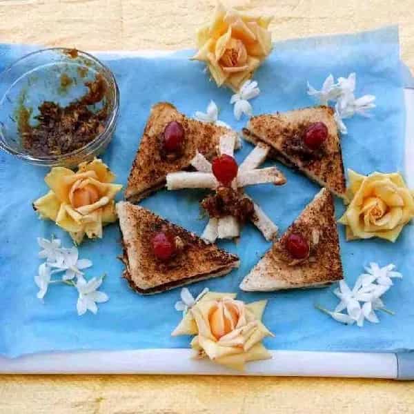 How to make Instant Bread Gulkand Recipe