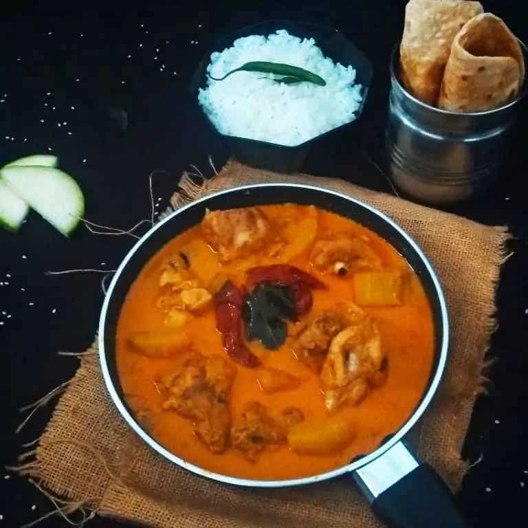How to make Kozhi (chicken) Kumbalanga Curry Recipe