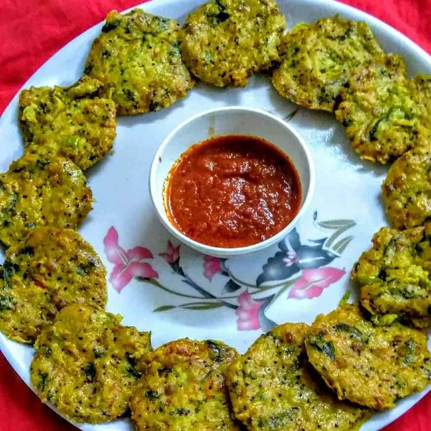 How to make Low Calorie Oats Idli Recipe