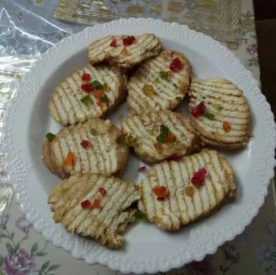 How to make Marie Parle Biscuit Cake Recipe