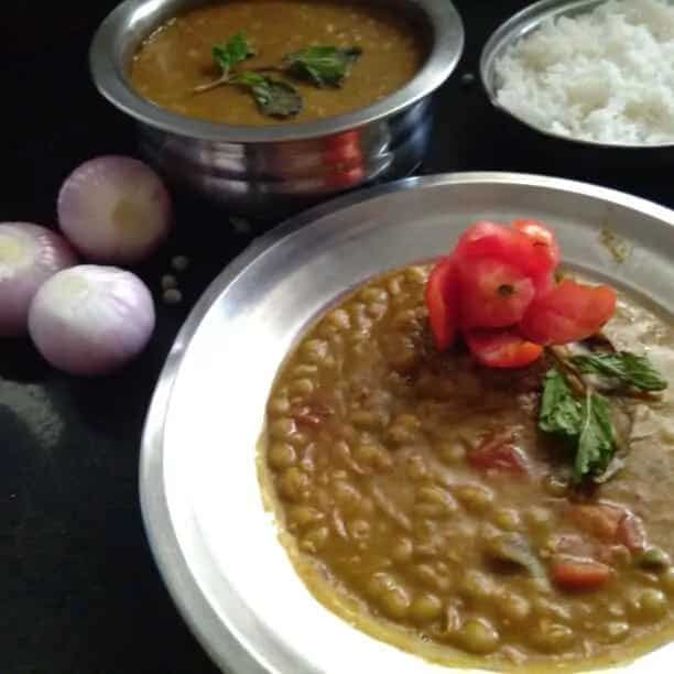 How to make Matar Ghugni Recipe