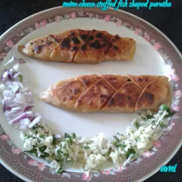 How to make Onion Cheese Stuffed Fish Shaped Paratha Recipe