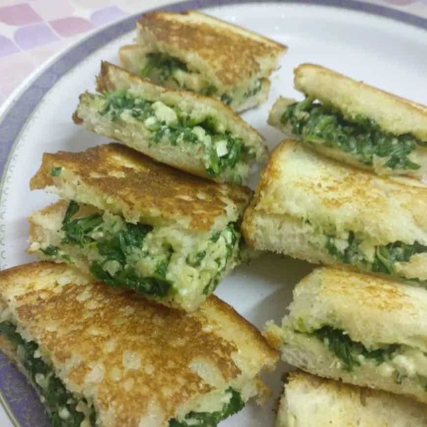 How to make Palak Paneer Sandwich Recipe