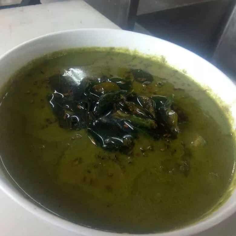 How to make Palak Tadka Recipe