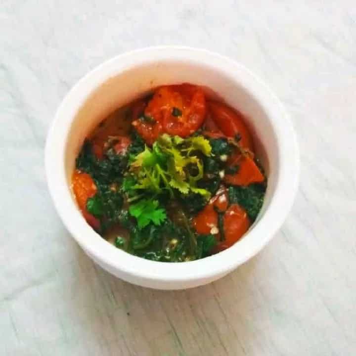 How to make Palak Tomato Sabzi Recipe