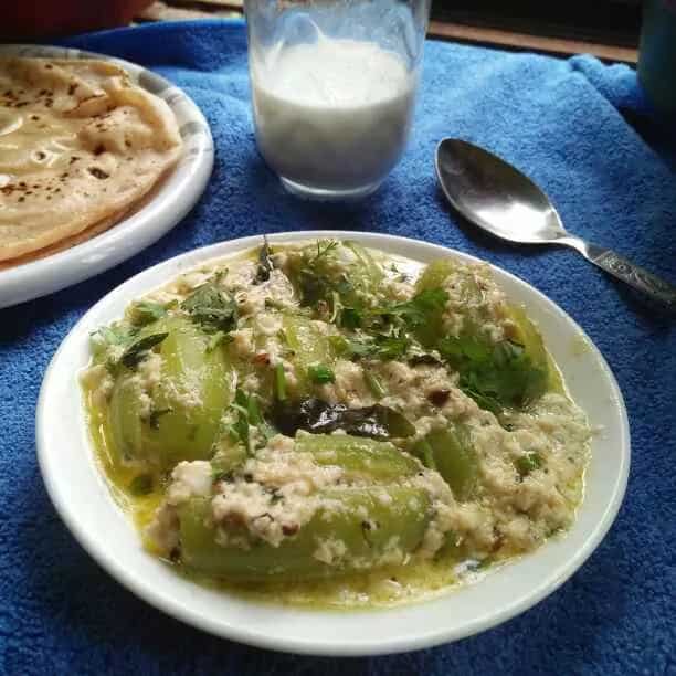 How to make Paneer Stuffed Malai Parwal Recipe