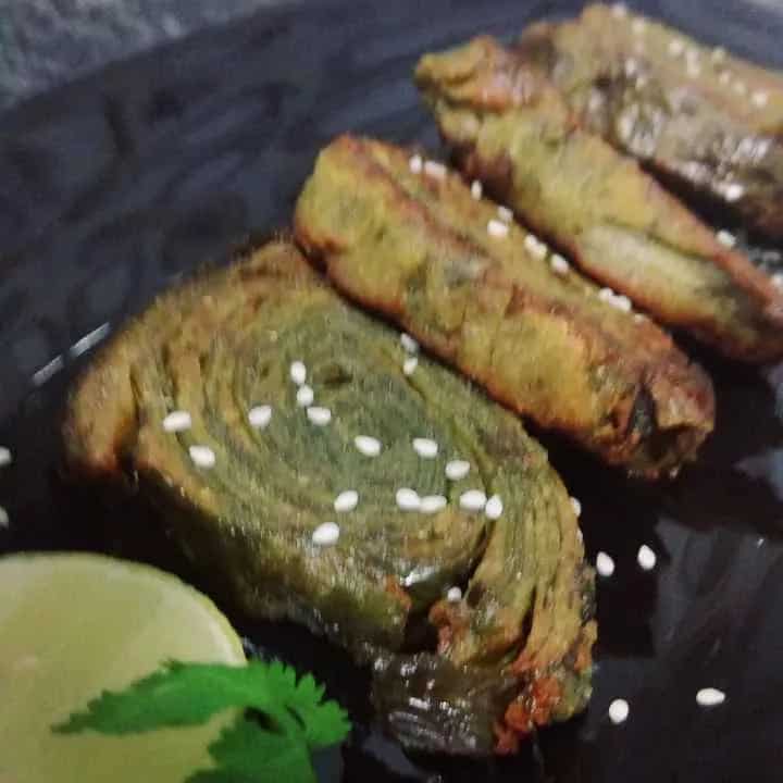 How to make Patod (arbi Ke Patte Ke Pakode) Recipe