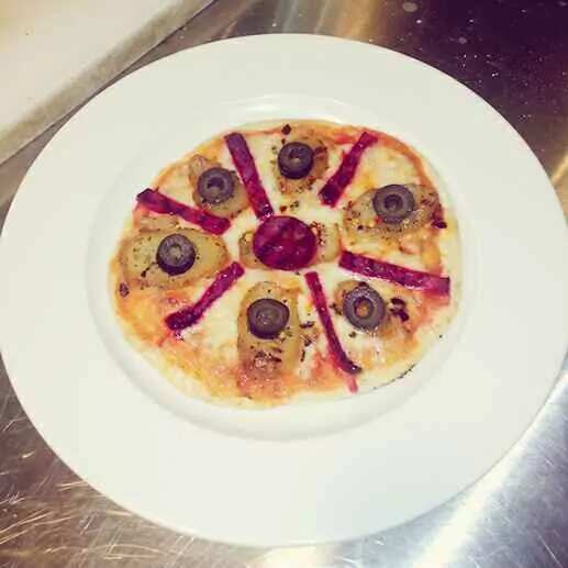 How to make Potato Beetroot Pizza Recipe