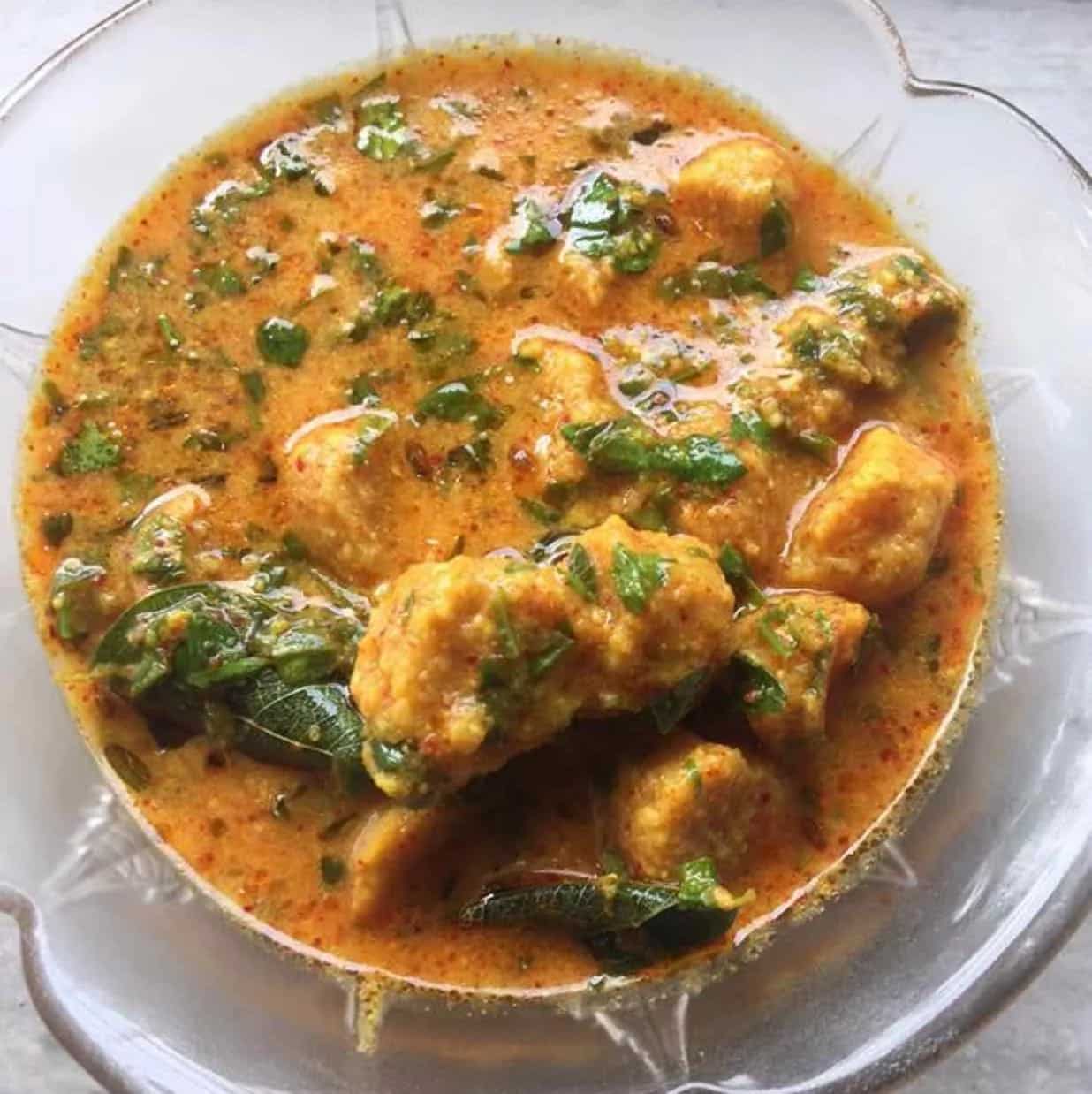 How to make Rajasthani Gatte With Fresh Methi Leaves Recipe