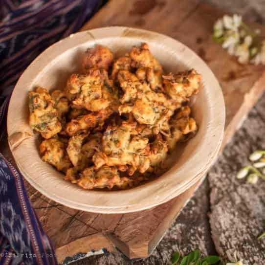 How to make Sajana-phula Pakodi/moringa Flower Fritter Recipe