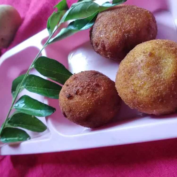 How to make Stuffed Mushroom Kola Urundai Recipe