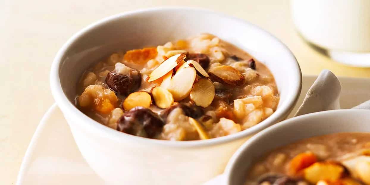 How to make Almond Breakfast Risotto With Dried Fruit Recipe